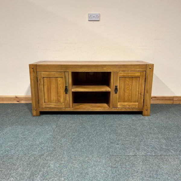 Large, Solid Oak, Standard TV Unit. (TV199) - The Restored Furniture Place