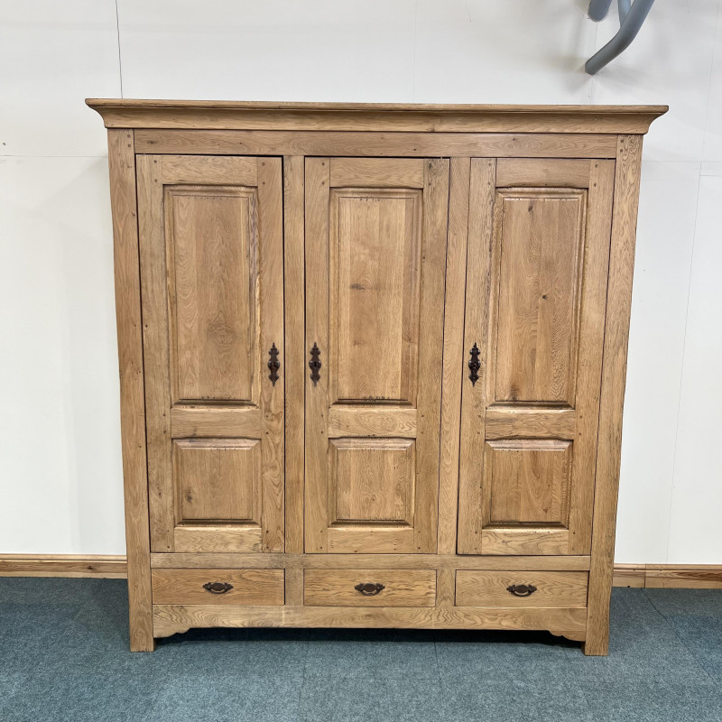 Wardrobes – The Restored Furniture Place