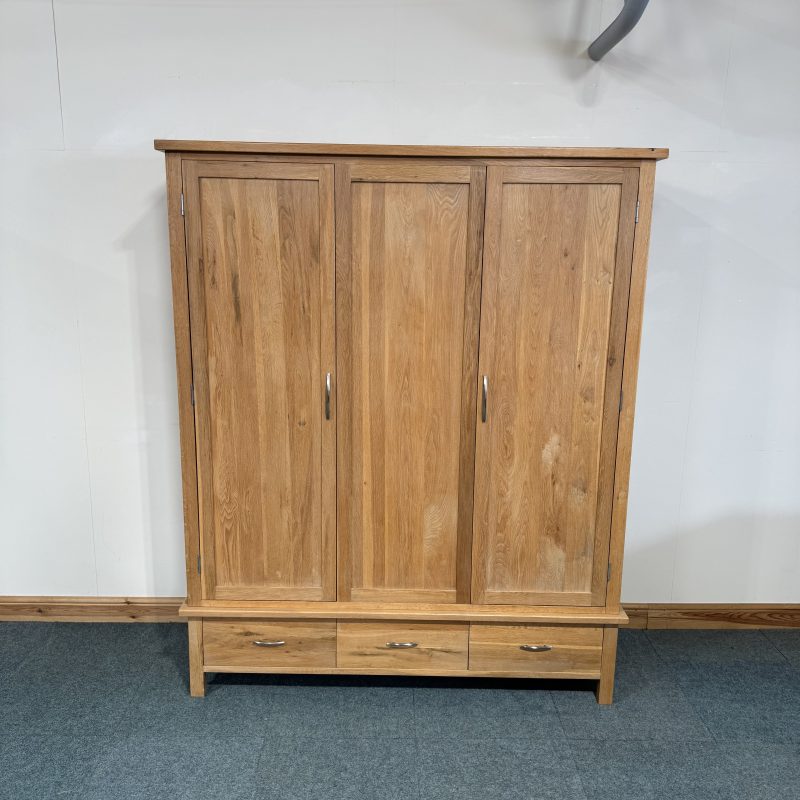 Extra Large, Solid Oak, 2 Door Wardrobe. (W215) - The Restored ...