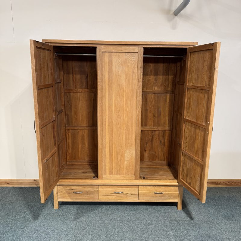 Extra Large, Solid Oak, 2 Door Wardrobe. (W215) - The Restored ...